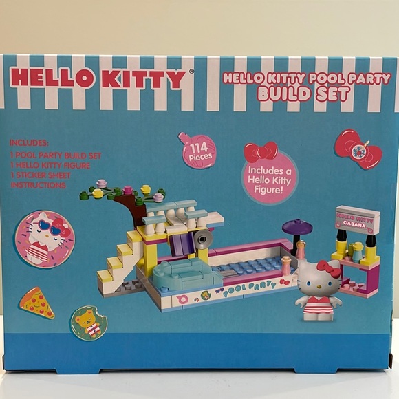 Hello Kitty | Toys | New Hello Kitty Pool Party Build Set | Poshmark